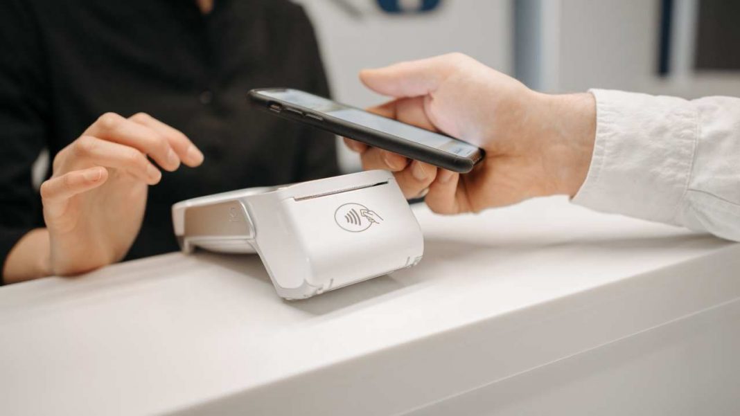 Ecuador implementará sistema de transferencias bancarias inmediatas con ...